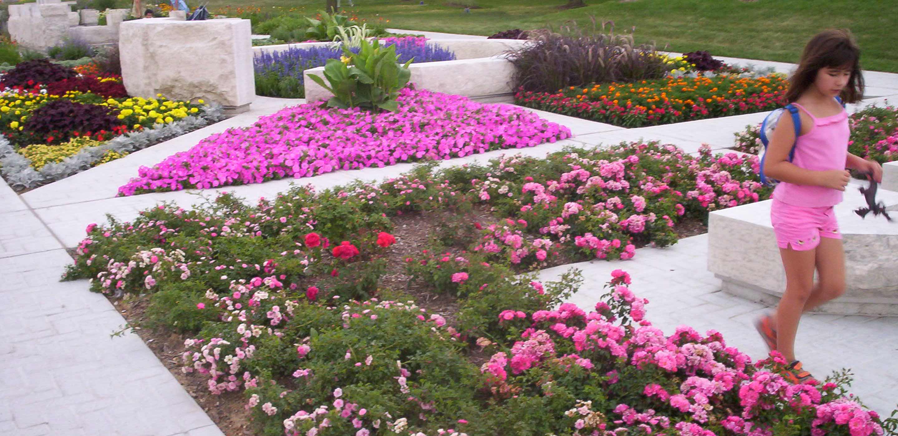 Downsview Memorial Parkette | FORREC